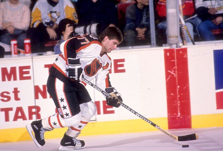 NHL: 25 Greatest Hockey Players of All Time - DrRoto.com
