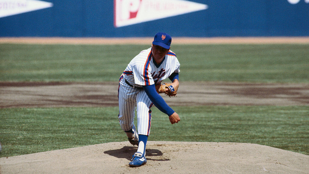 MLB: Most Intimidating Pitchers In History - DrRoto.com