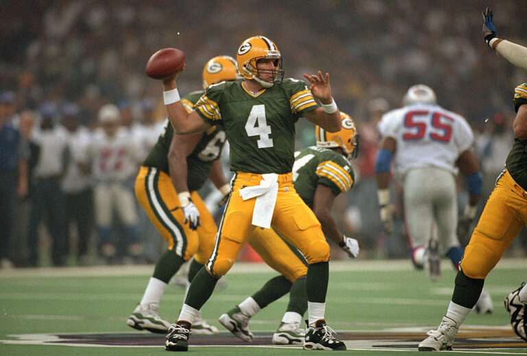 NFL: Top 25 Quarterbacks of All-Time - DrRoto.com