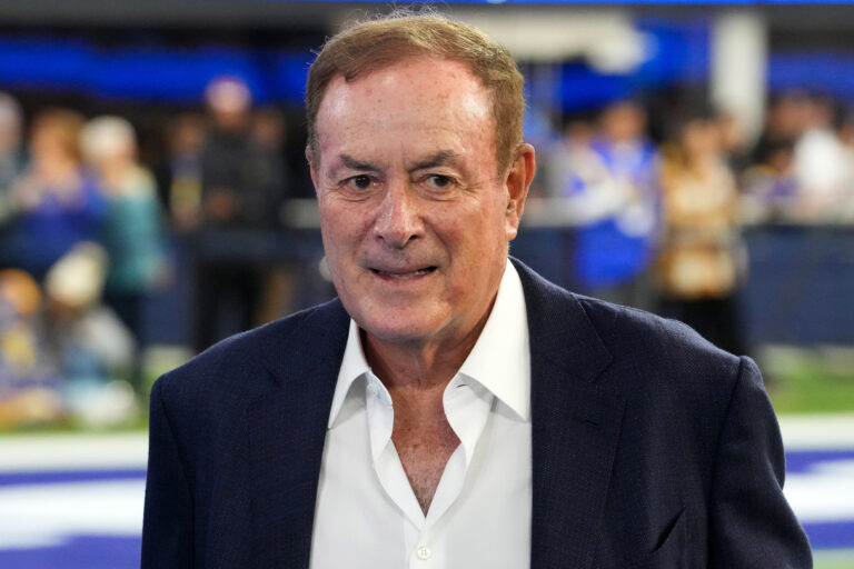 NFL: Top 25 Announcers In History - DrRoto.com
