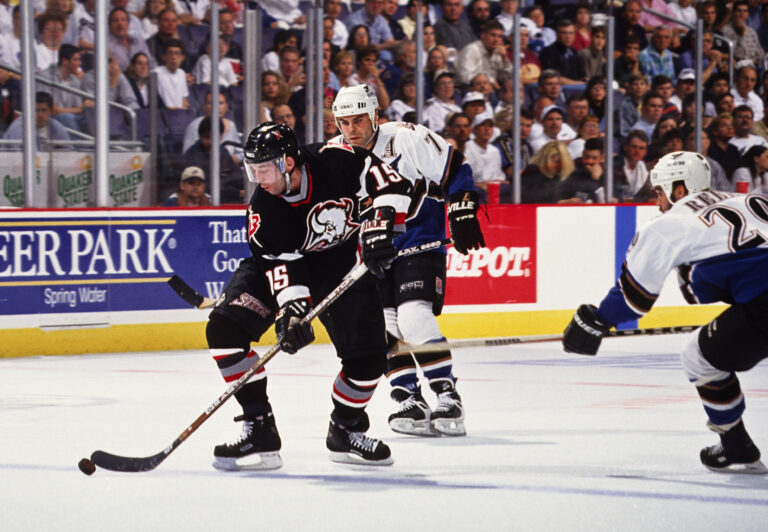 NHL: Top 10 NHL Players In History Who Never Won a Stanley Cup - DrRoto.com
