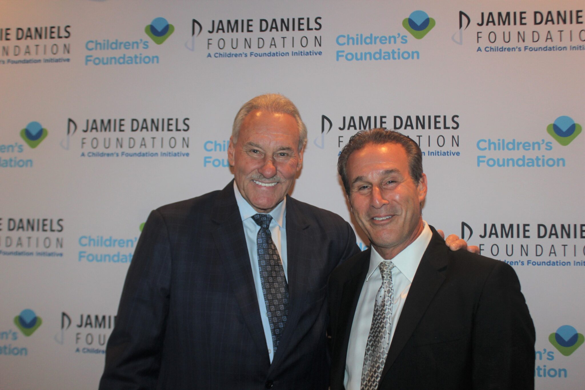 NHL: Top 20 Hockey Announcers In History - DrRoto.com