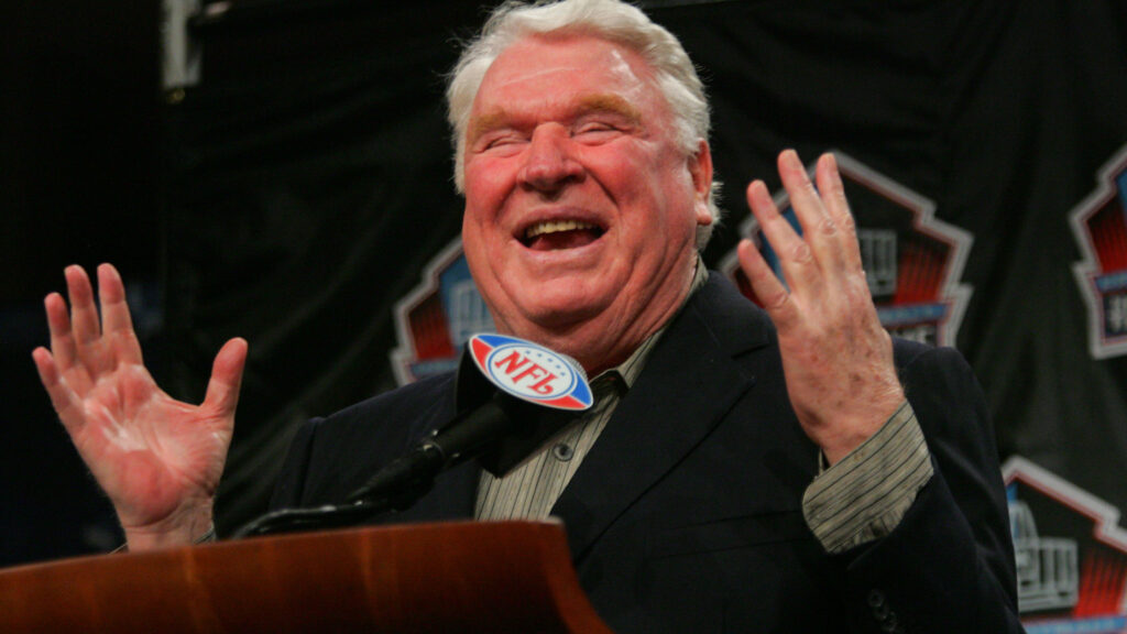 NFL: Top 25 Announcers In History - DrRoto.com