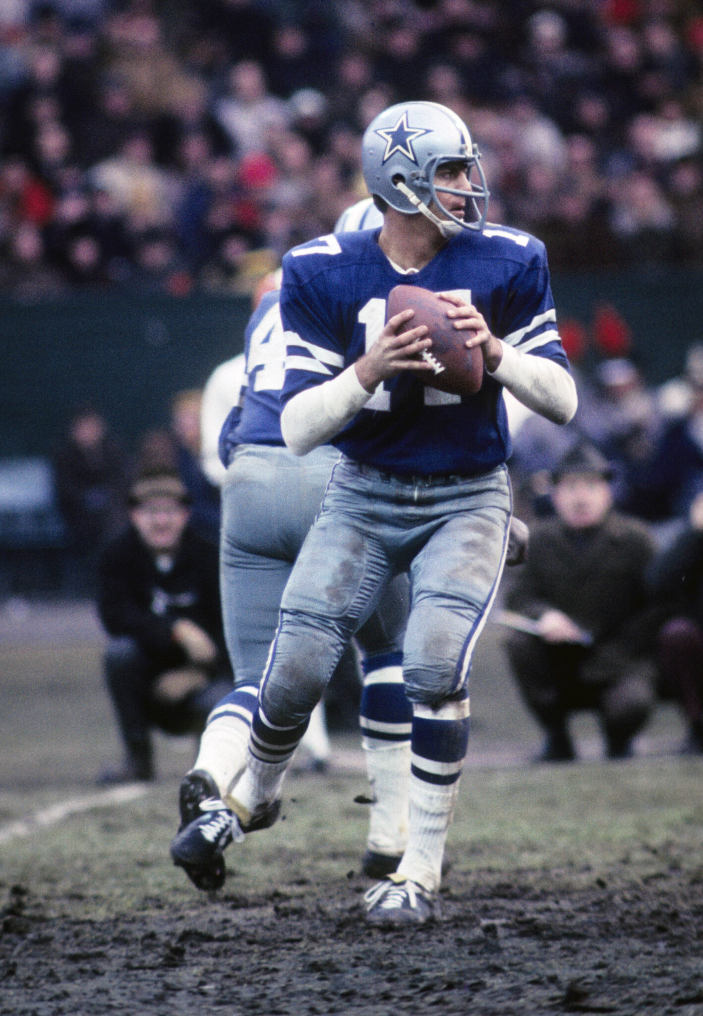 NFL: Top 25 Announcers In History - DrRoto.com