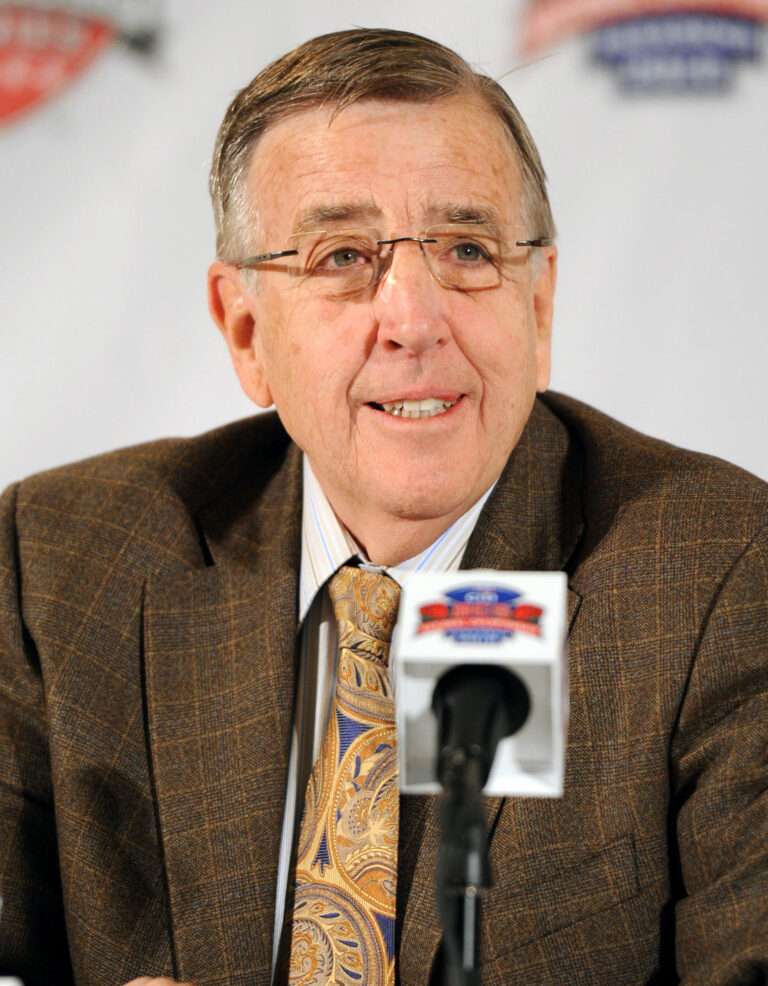 NFL: The 15 Greatest Announcers Ever - DrRoto.com