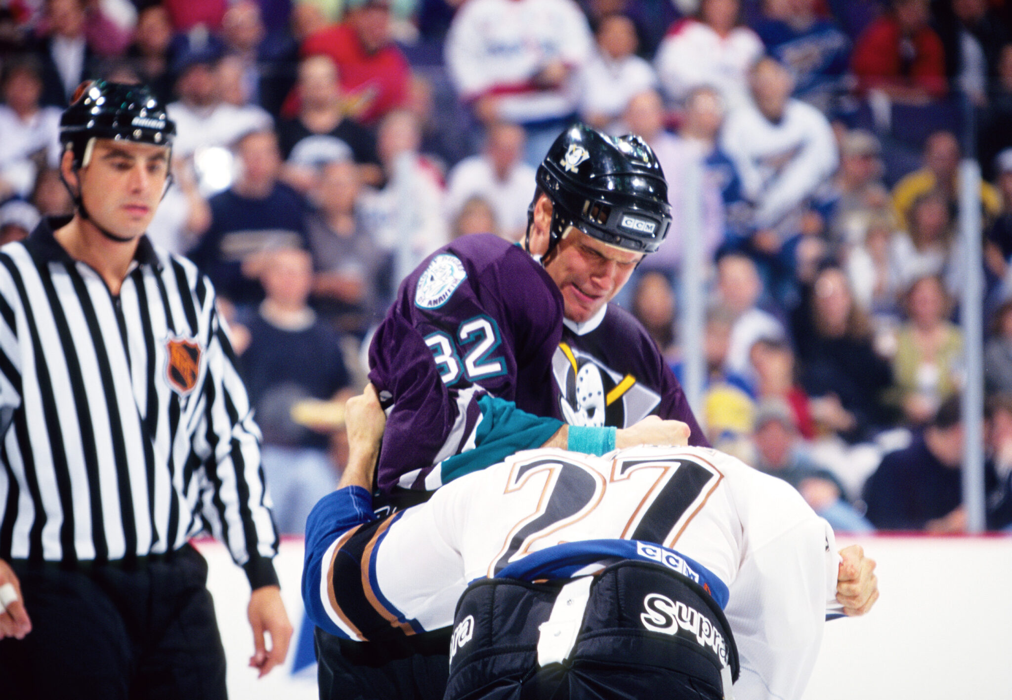 NHL: The Top 15 Enforcers In History - DrRoto.com