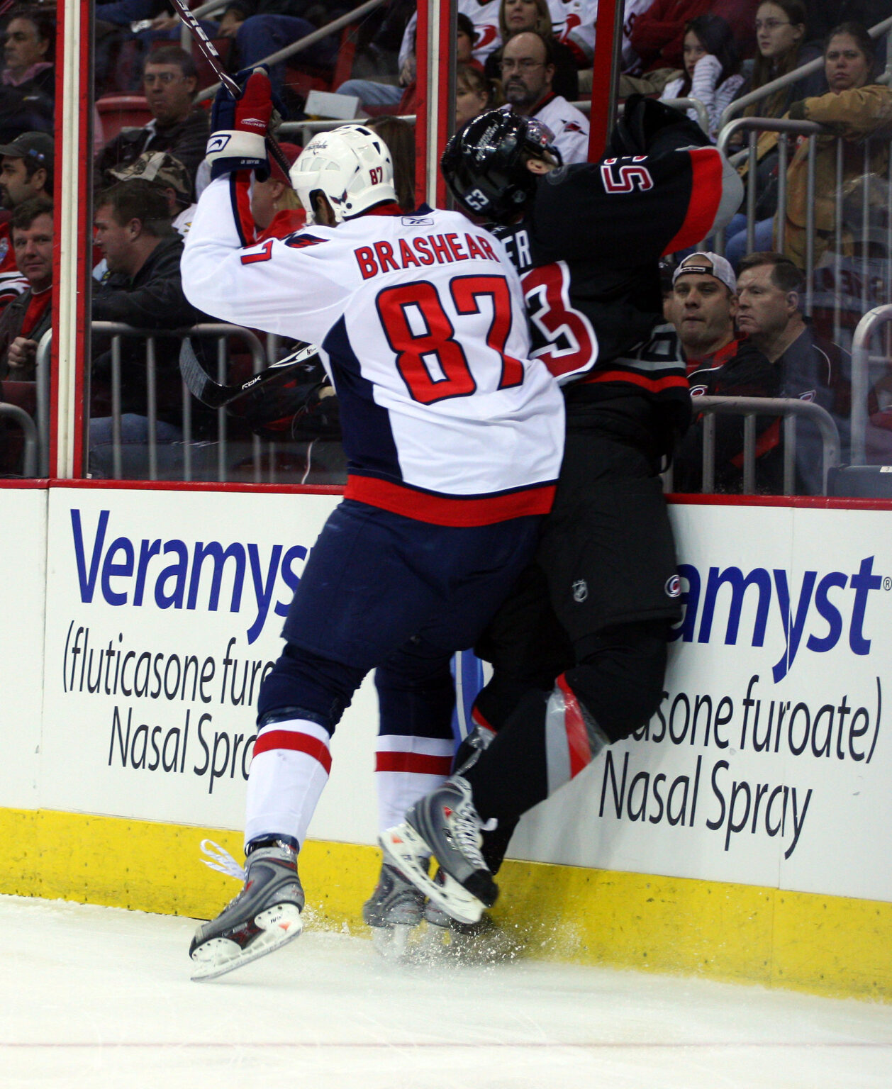 NHL: The Top 15 Enforcers In History - DrRoto.com